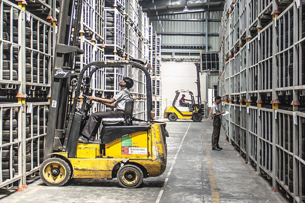 Forklift Licence Training Call DriveTrain Solutions Ltd 01753 683972