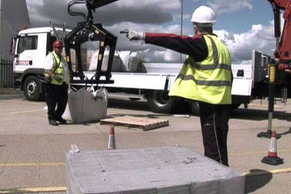 Mobile Crane Safety Training Get your training at DriveTrain Solutions Ltd